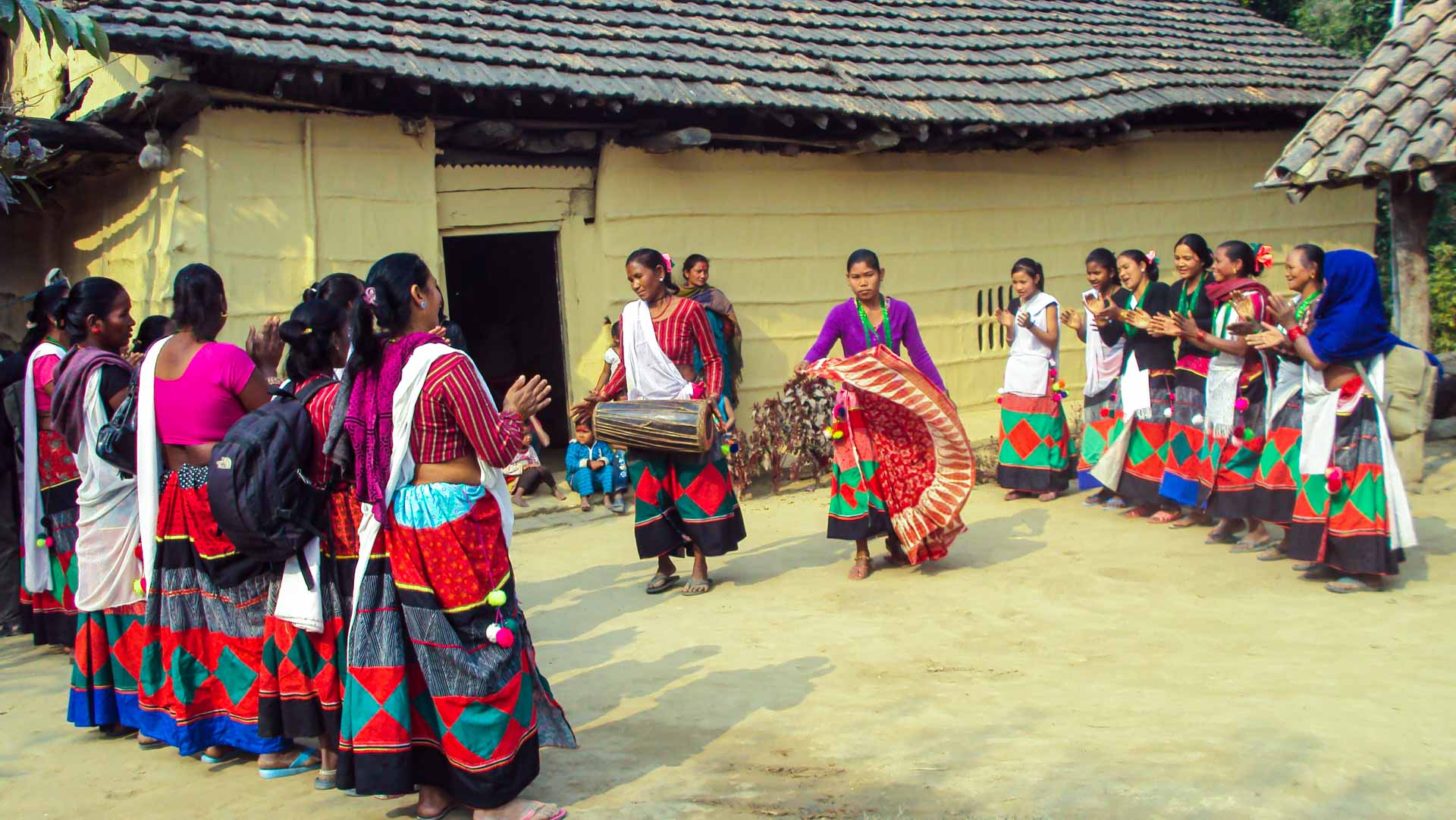 Tharu People, Tharu Language