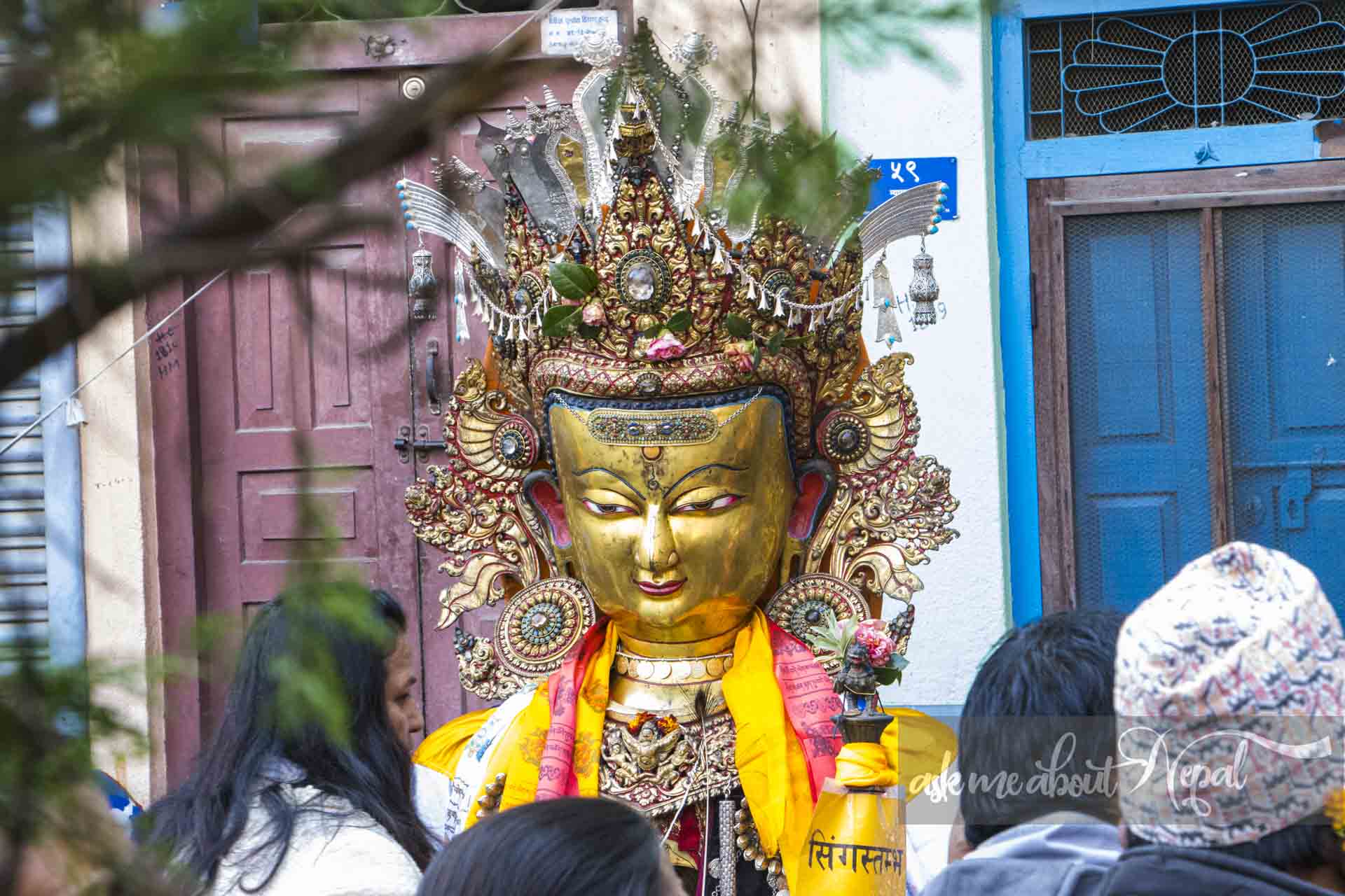Lasata Samyak Mahadaan